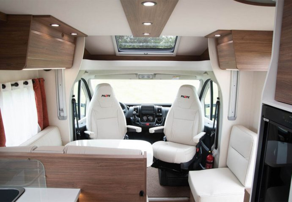 Pilote Pacific Expression P696GJ Fiat