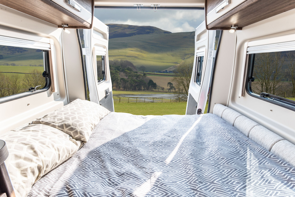 Compass Avantgarde CV40 Compass