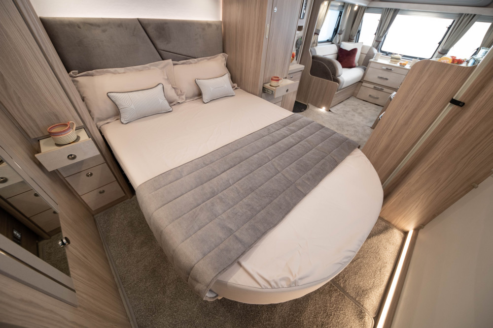 Elddis Crusader Mistral