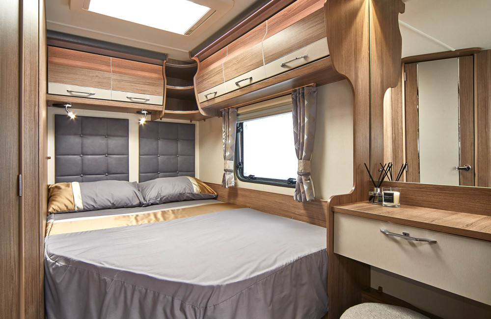 Coachman VIP 675