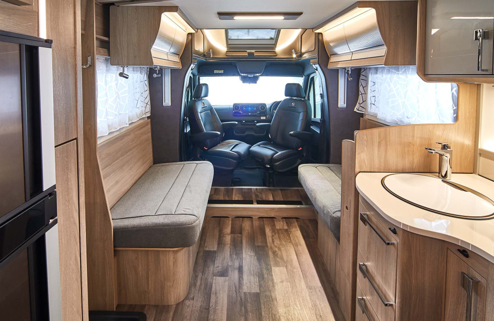 Discover the Coachman Travel Master TM 545 Mercedes - Ultimate Luxury ...