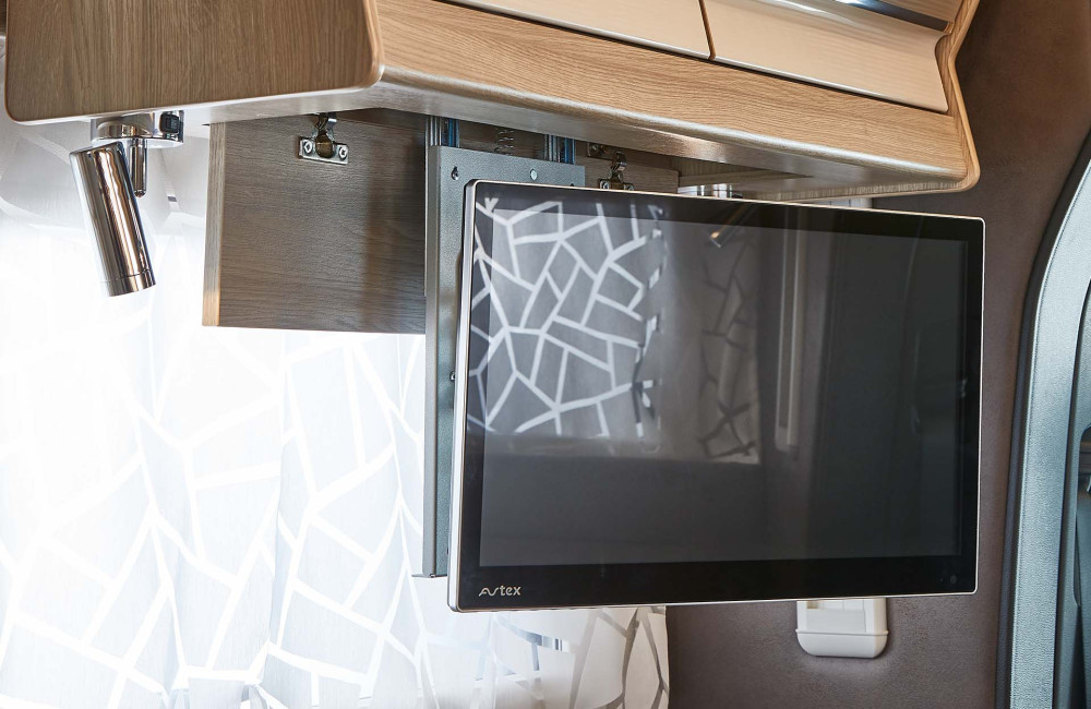Discover the Coachman Travel Master TM 545 Mercedes - Ultimate Luxury ...