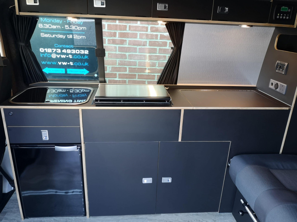 Volkswagen Transporter Elements Edition LWB T6.1 Highline T30 VW