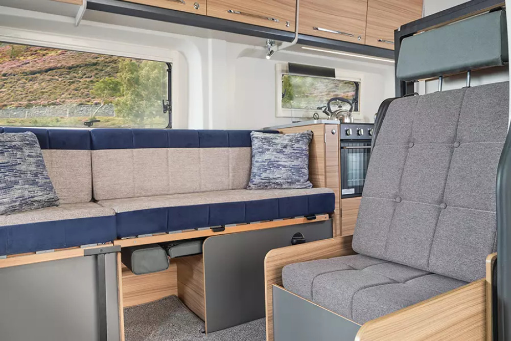 Discover the Bailey Endeavour B64 Ford 2024 - Luxury Campervan for ...