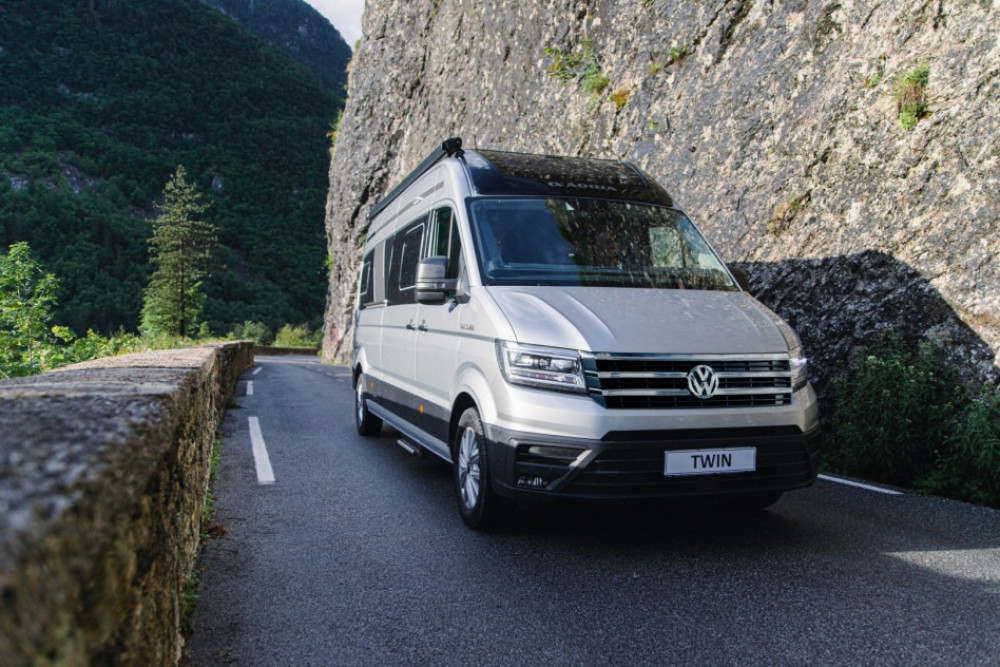Adria Twin Max 680 SLB MAN Campervan | Specs & Layout