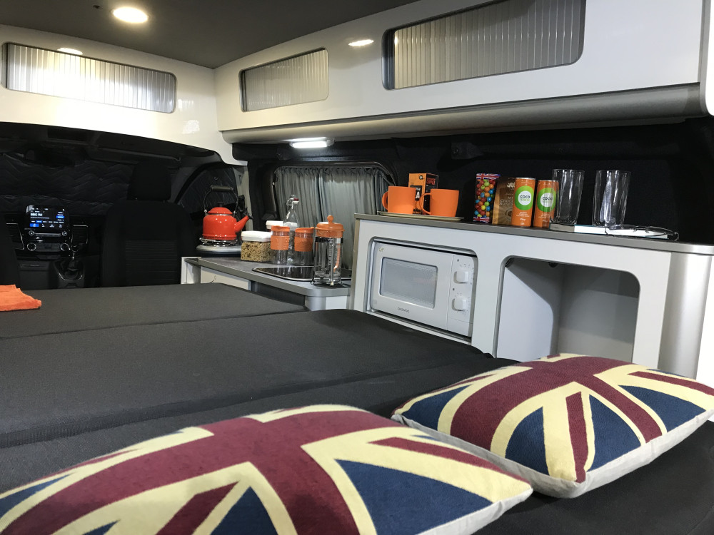 Auto Campers Day Van Hi-Line Ford